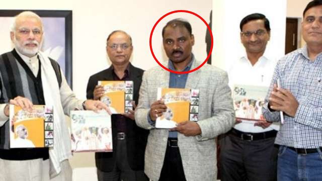 Chauthi Pass Raja, ‘His’ Sheesh Mahal, ‘His’ Navika & ‘His’ 3 Officials ...