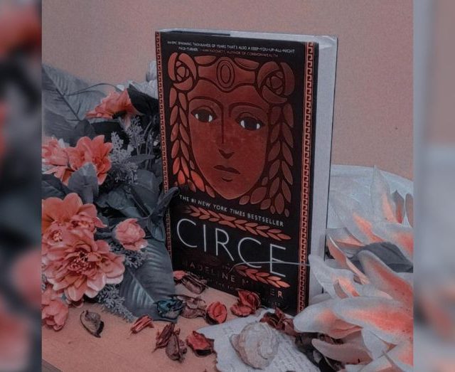 Book Review: Circe: The Witch Of Aiaia | Youth Ki Awaaz