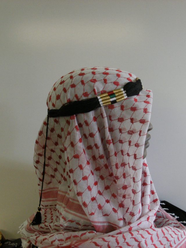 Wrapped In Tradition: The Significance Of The Shemagh In Middle East ...