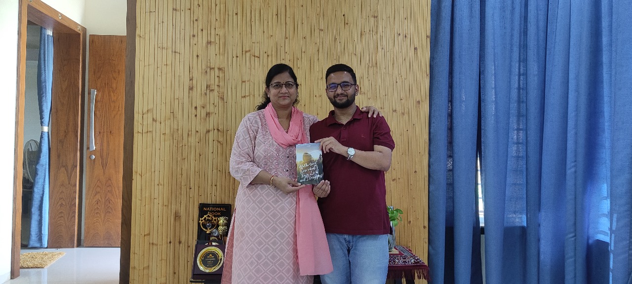 Hardik Jain Dedicated A Poem To His Mother On Mother’s Day | Youth Ki Awaaz