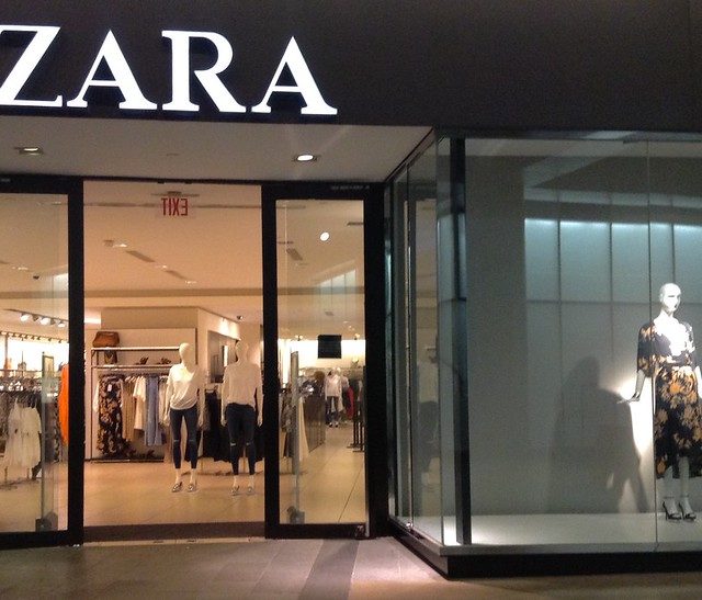How Zara Became A Fashion Giant: The Story Of Style, Speed, And ...